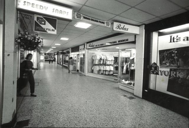 Book/Publication of the Week- Fangoria Magazine – Meathook Cinema